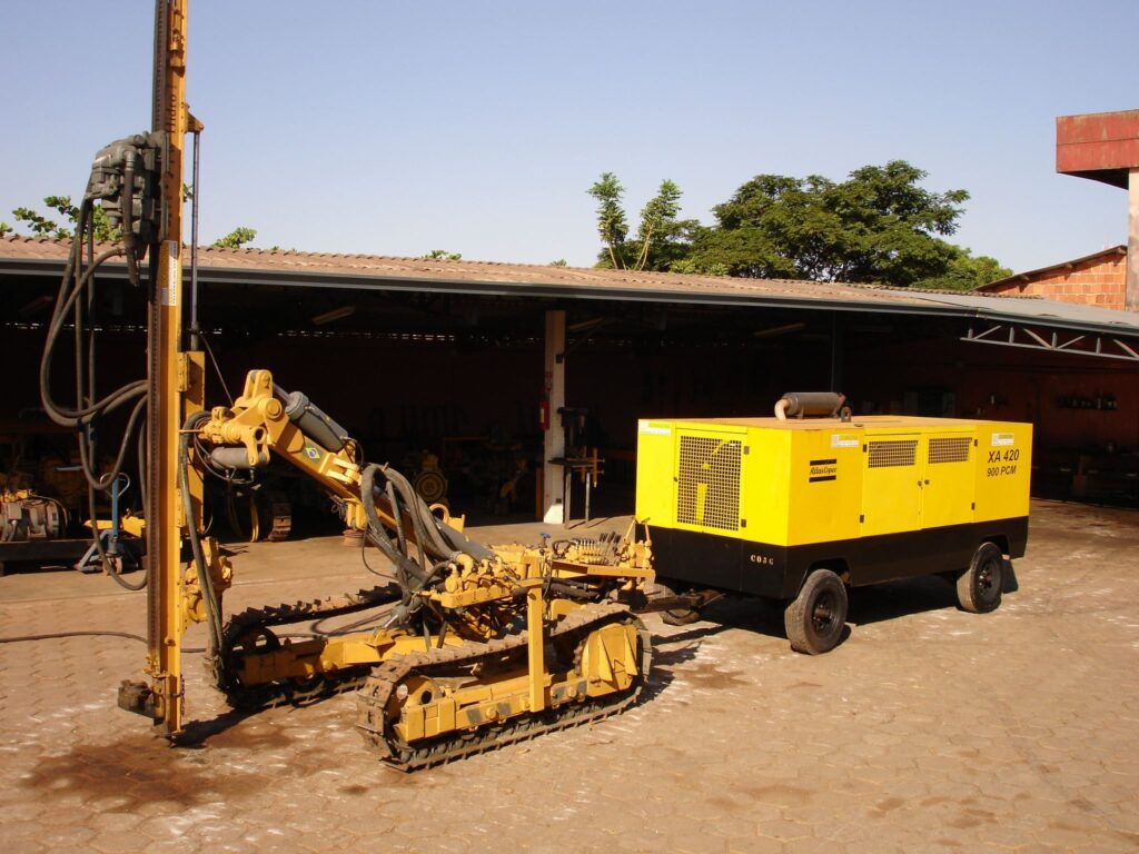 Carreta de Perfuração ROCK DRILL PW5000 – Locamáquinas – Locadora de ...
